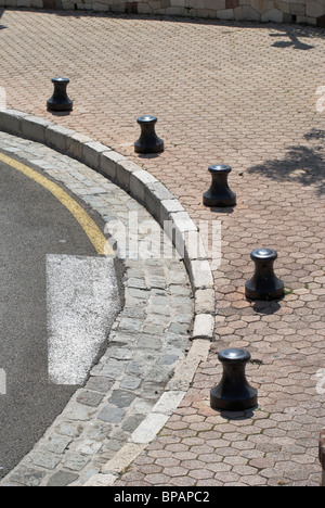 road edge bollards Stock Photo - Alamy