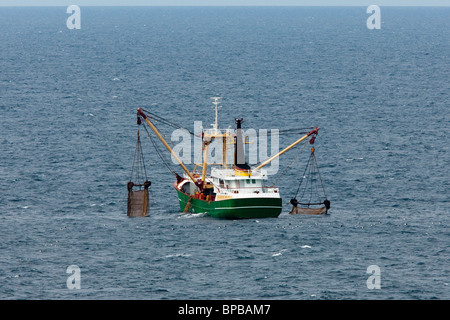 Beam trawl fishing net Stock Photo - Alamy