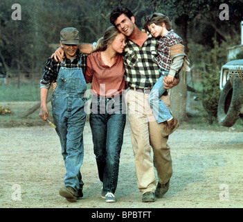Mel Gibson / The river / 1984 directed by Mark Rydell Stock Photo - Alamy
