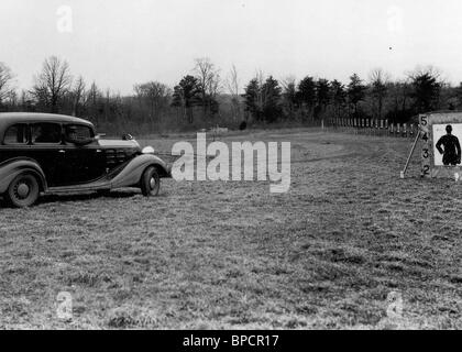 Special agent target practice, 1930s Stock Photo - Alamy
