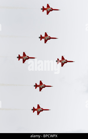 Patrouille Swiss Display Team Northrop F-5E Tiger II J-3088 lands at ...