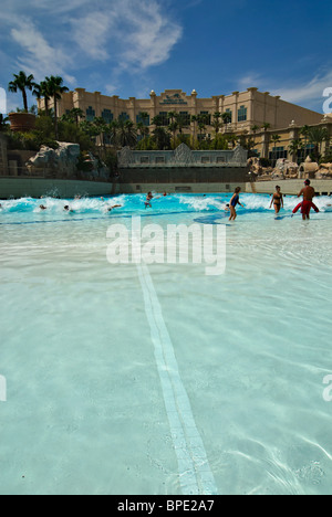 Mandalay Bay Resort Wave Pool Stock Photo - Alamy
