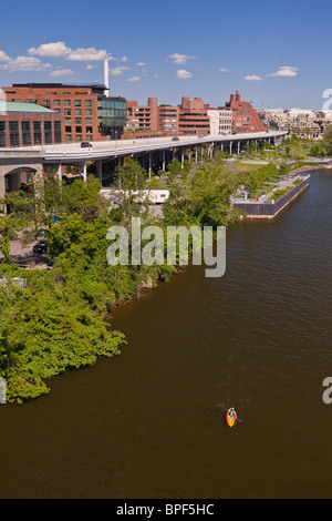 Potomac River near Georgetown Park waterfront in Washington DC. US ...