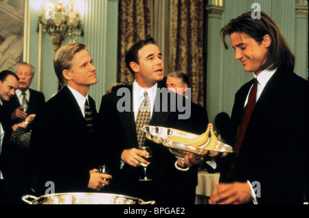 GEORGE OF THE JUNGLE (1997) BRENDAN FRASER, LESLIE MANN GITJ 109 Stock ...