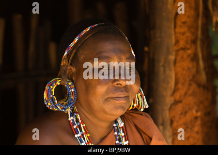 Kikuyu woman, Ngomongo Village, Kenya Stock Photo - Alamy