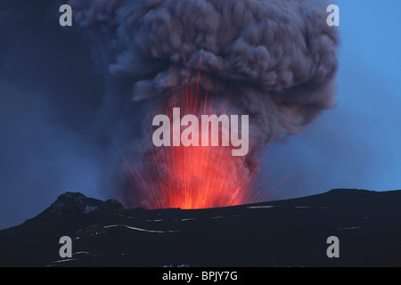 May 10, 2010 - Eyjafjallajökull eruption, Iceland Stock Photo - Alamy