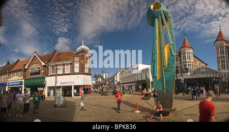 bognor regis town centre west sussex southern england uk gb Stock Photo ...