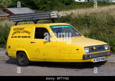 Del Boys Reliant Robin lookalike Trotters Independant Trading Only ...