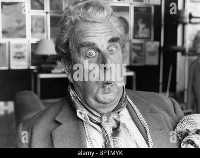 Robert Morley Actor 01 May 1957 **WARNING** This Photograph is for ...