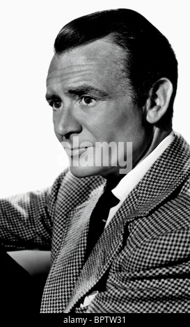 John Mills Actor 01 May 1945 **WARNING** This Photograph is for ...