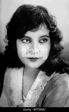 BETTY BRONSON SILENT ACTRESS (1927 Stock Photo - Alamy