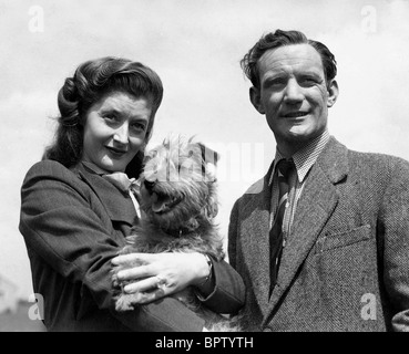 HELEN CHERRY & TREVOR HOWARD WITH DOG ACTRESS & ACTOR MARRIED (1948 ...