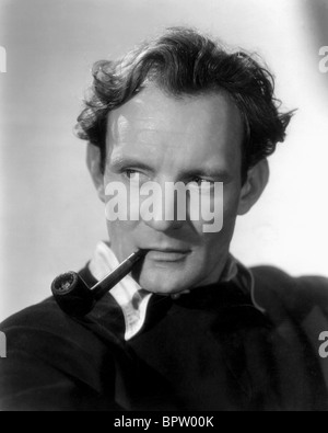 TREVOR HOWARD ACTOR (1946 Stock Photo - Alamy