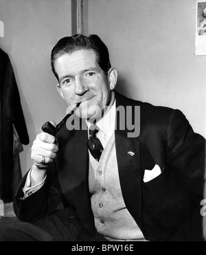 Ted Ray Actor 01 May 1956 **WARNING** This Photograph is for editorial ...