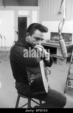 Johnny Cash Singer 04 May 1959 **WARNING** This Photograph is for ...