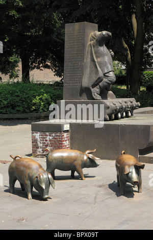 Mittelalter, Feste Zons, Schweinebrunnen von Bernhard Lohf in Dormagen ...