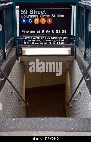 New York Subway entrance in New York City Stock Photo - Alamy
