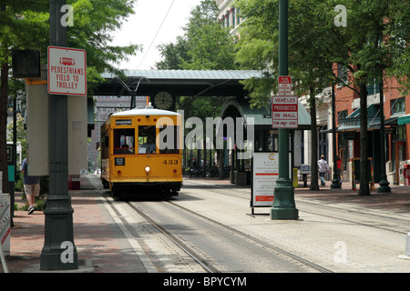 Memphis Trolley Riverfront loop Stock Photo: 40123816 - Alamy