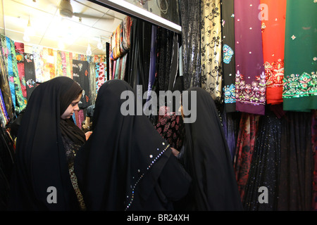 Traditional Kurdish sweets at Qaysari bazaar, Erbil, Iraq Stock Photo ...