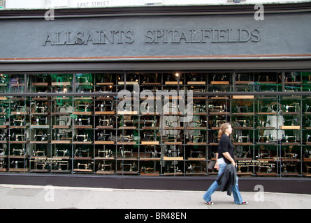 Allsaints shop window with sewing machines, Meatpacking District, New ...