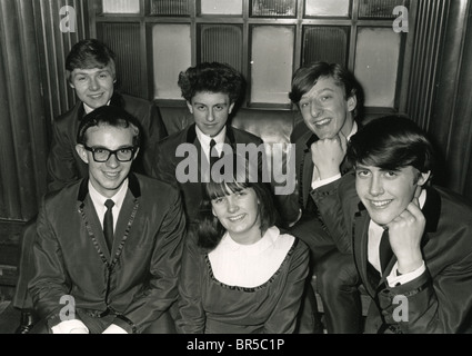 THE APPLEJACKS UK pop group in 1964. From left: Martin Baggot, Don ...