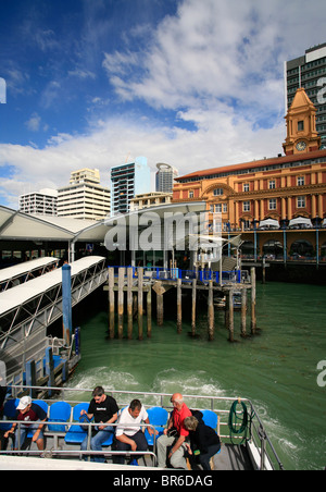 Downtown Auckland and Jetty, New Zealand Stock Photo - Alamy