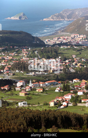 San Juan de la Arena, Spain, 23th December, 2024: Waves on Playa de los ...