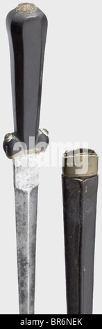 A kidney dagger, Dutch/Flemish, 1st half of the 16th century. Ridged ...