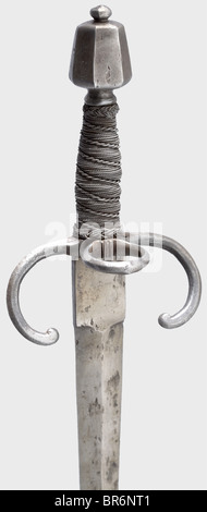 A German left-hand dagger., Strong, thrusting blade of diamond section ...