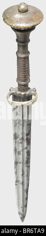 A German Landsknecht dagger, circa 1510/20. Slender double-edged blade ...
