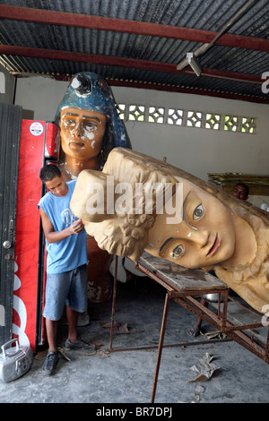 giant papier mache head of traditional folk art los gigantes gigante ...