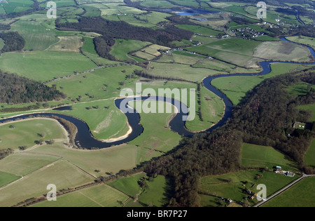 Aerial view of the River Severn winding its way through Leighton in ...