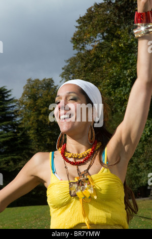 People of in Perths 800 celebrations Carnival Parade to celebrate Perth ...
