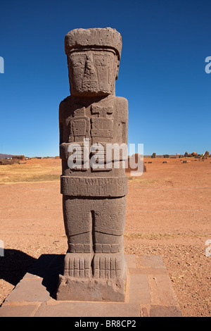 Tiwanaku Ruins: Kalasaya Temple: Ponce Monolith Stock Photo - Alamy
