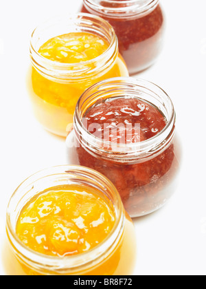 Close-up of jars of jam with white paper covers Stock Photo - Alamy
