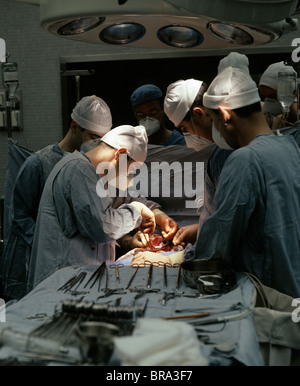 1970 1970s RETRO MEDICAL SURGERY DOCTORS OPERATION Stock Photo - Alamy
