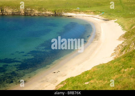 Sandy beach, Bay of Scousburgh, Shetland Islands, Scotland Stock Photo ...