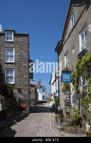 Cobbled Street, St Ives, Cornwall Stock Photo - Alamy