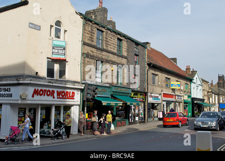 Shoppers in the Market Place, Otley, Leeds Stock Photo - Alamy