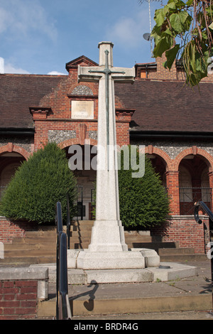 leatherhead town centre surrey Stock Photo - Alamy