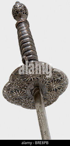 An English small-sword, end of the 18th century A triangular blade ...