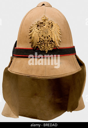 A model 1900 tropical helmet for artillery and pioneers, East Asiatic ...