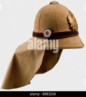 A model 1900 tropical helmet for artillery and pioneers, East Asiatic ...