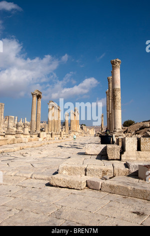 Roman Colonnaded Streets at Gerasa in Jordan Stock Photo - Alamy
