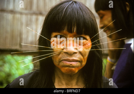 Matses woman. Remoyacu. Amazon. Peru Stock Photo - Alamy