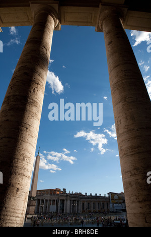 Bernini, capital, Italy, Europe, colonnade, Saint Peter, cathedral ...