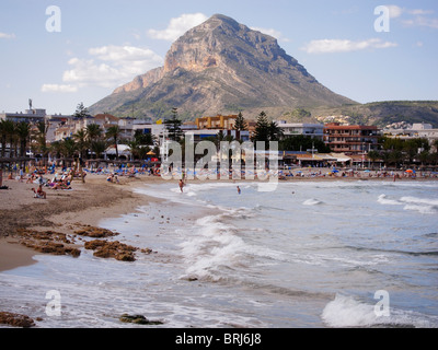 Mount Montgo towers over the Spanish coastal resort of Javea Stock ...