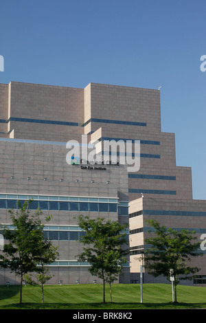 Cleveland Clinic Cole Eye Institute at the main campus Stock Photo - Alamy