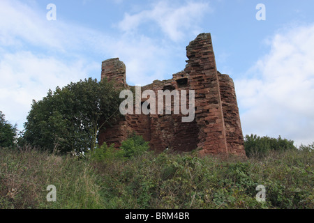 Ruins of Macduff castle Fife Scotland April 2015 Stock Photo - Alamy