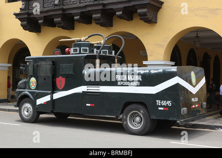 Police Vehicle, Lima, Peru Stock Photo - Alamy
